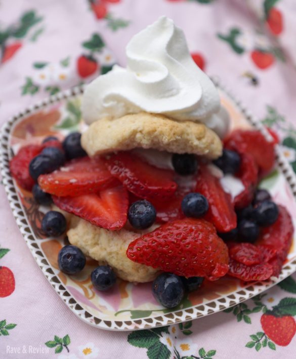 Berry shortcake with self rising flour recipe - Rave & Review