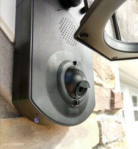 MAXIMUS Smart Security Light: all-in-one light and camera - Rave & Review
