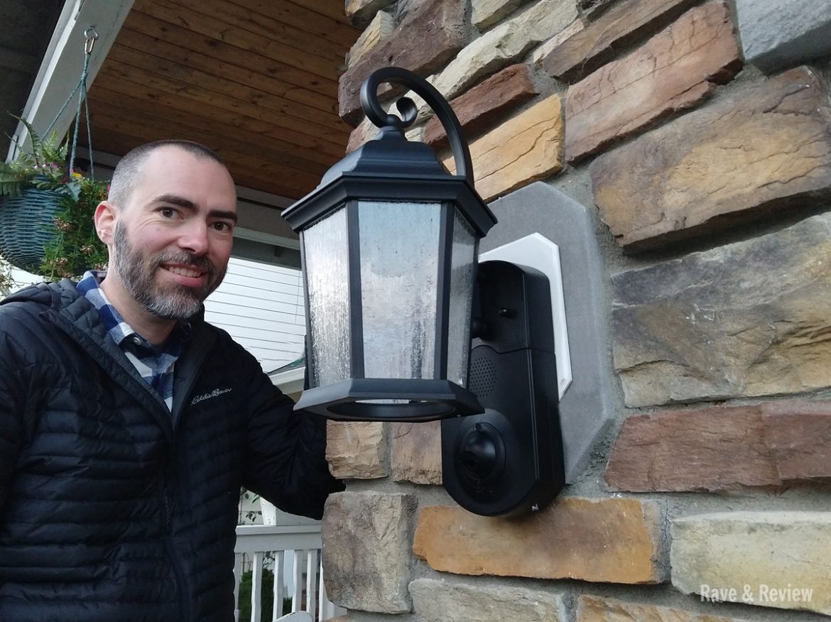 MAXIMUS Smart Security Light: all-in-one light and camera - Rave & Review
