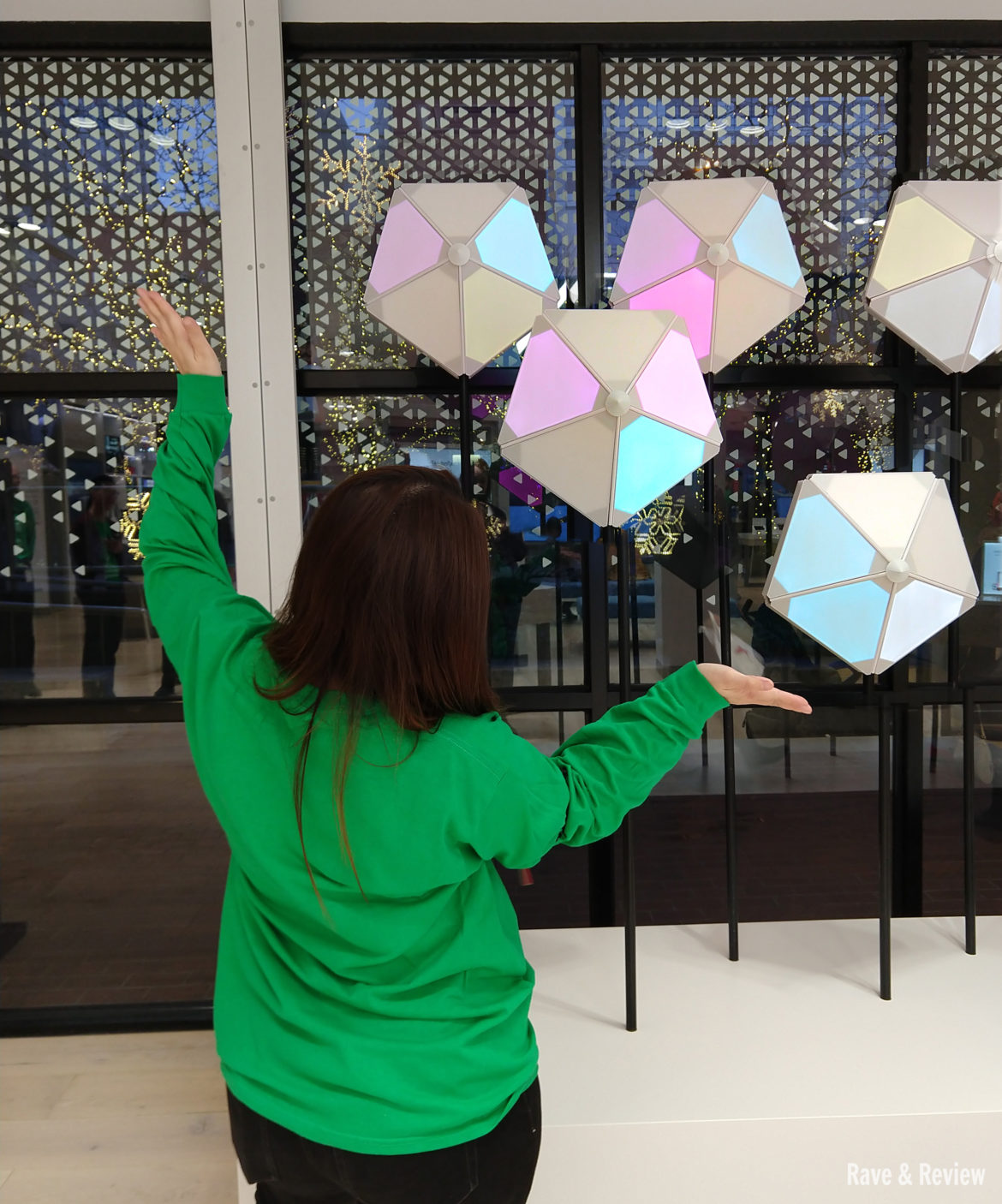 Interactive Living Computers pop-up at Xfinity Bellevue - Rave & Review