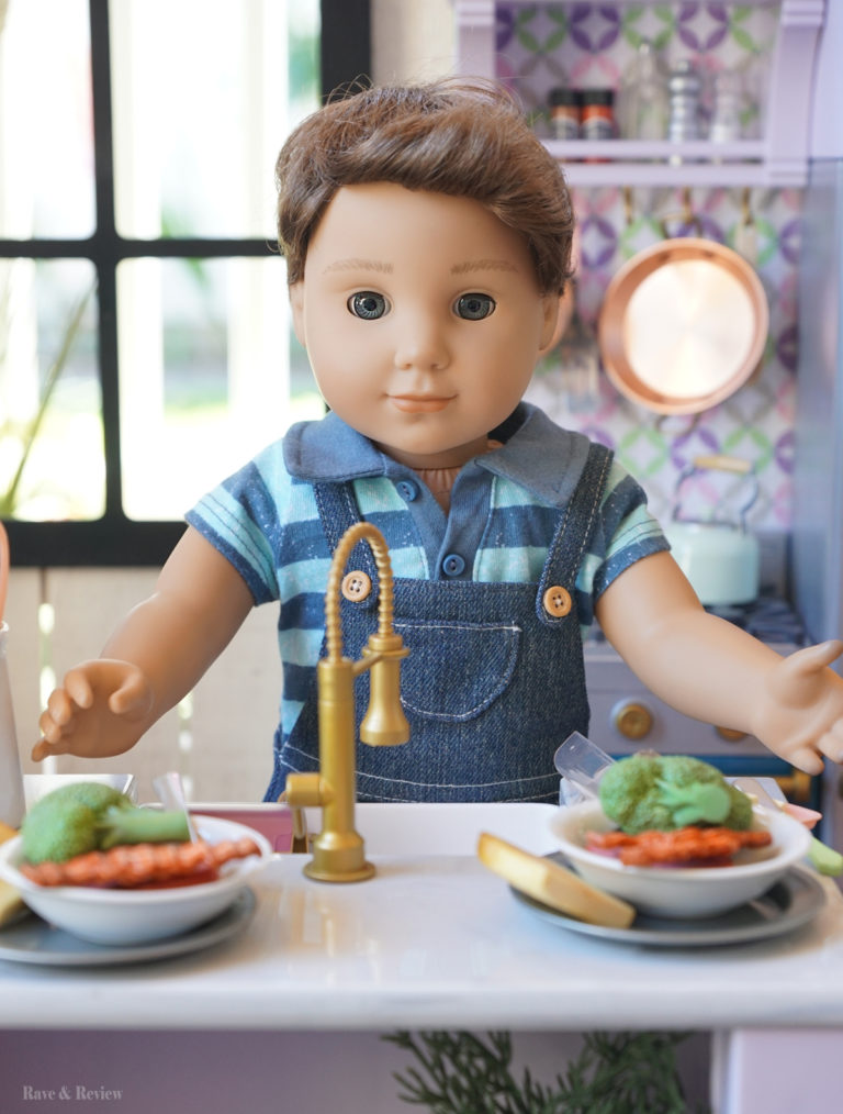 Extended play with the new American Girl kitchen - Rave & Review