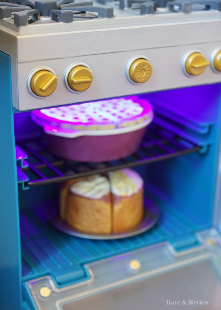 Extended play with the new American Girl kitchen - Rave & Review