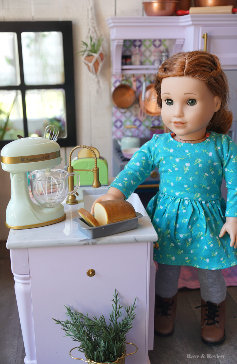Extended play with the new American Girl kitchen - Rave & Review