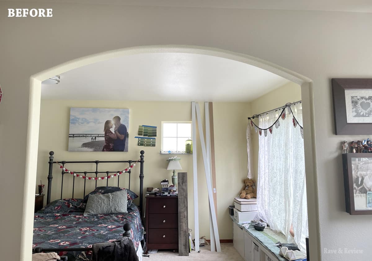 New bedroom with feature wall - Rave & Review